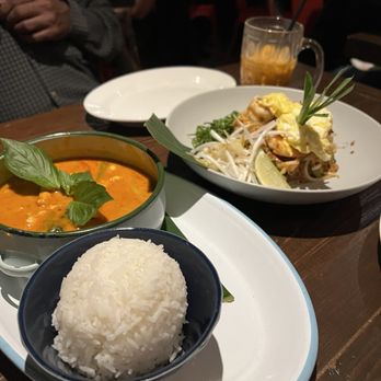 PRANAKHON THAI RESTAURANT - Updated July 2024 - 1751 Photos & 455 ...