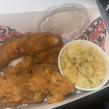 CHICK’N OUT - Updated May 2024 - 187 Photos & 70 Reviews - 37 Charlotte ...