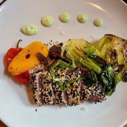 FIN POINT OYSTER BAR & GRILL - Updated July 2025 - 815 Photos & 595 ...