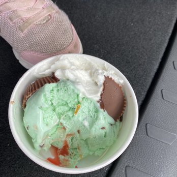 FRIENDLY’S - Updated June 2024 - 134 Photos & 166 Reviews - 4705 N ...