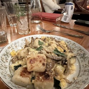 TURN KEY MADISON - 45 Photos & 24 Reviews - 1344 E Washington Ave ...