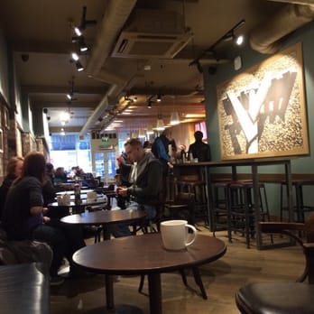 STARBUCKS - Updated June 2025 - 13 Photos - 189 High Street, Perth ...