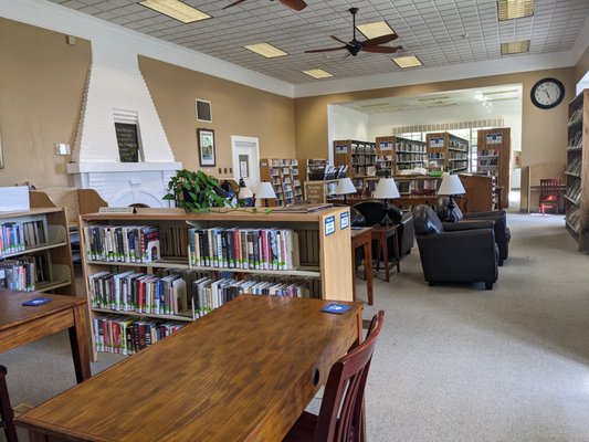 MAITLAND PUBLIC LIBRARY - Updated December 2025 - 33 Photos & 20 ...