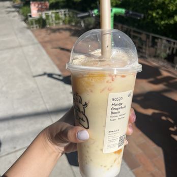 HEYTEA - Updated November 2025 - 98 Photos & 68 Reviews - 910 John St ...