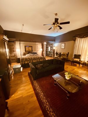 MANSION AT ELFINDALE - Updated May 2024 - 90 Photos - 1701 S Fort Ave ...