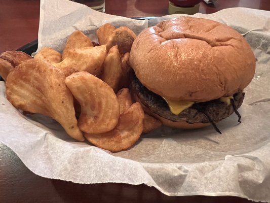 THE SIDE RAIL - 11 Photos & 20 Reviews - 17 E Auglaize St, Wapakoneta ...