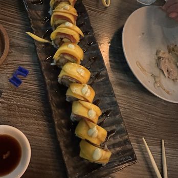 PLA-TU SUSHI THAI TAPAS - Updated December 2025 - 545 Photos & 288 ...