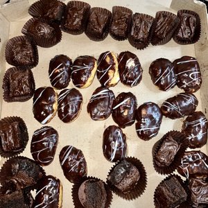 KNEADERS BAKERY & CAFE - 108 Photos & 192 Reviews - 3430 Cinema Pointe ...