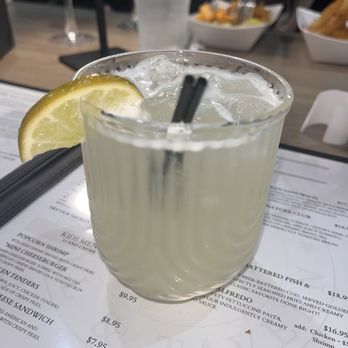 TREVORS GRILL AND TAVERN - Updated December 2025 - 36 Photos & 22 ...