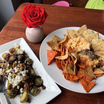 220 CAFE - Updated November 2024 - 103 Photos & 122 Reviews - 220 S ...