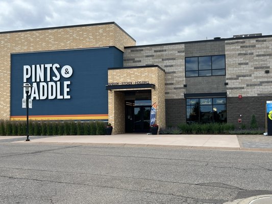 PINTS AND PADDLE - Updated August 2024 - 43 Photos & 25 Reviews - 15450 ...