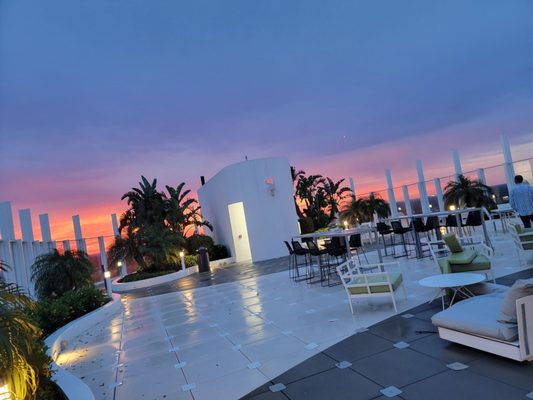 BAR 17 BISTRO - Updated January 2025 - 296 Photos & 121 Reviews - 6725 ...