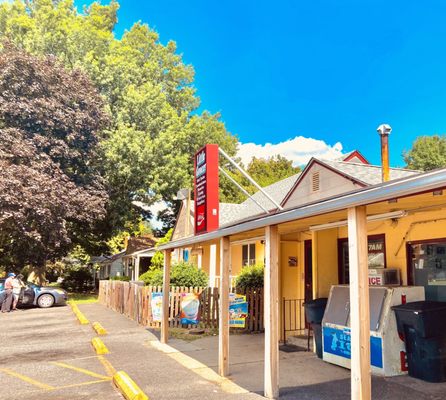 THE LITTLE GROCER - Updated December 2025 - 18 Photos & 52 Reviews ...