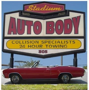 STADIUM AUTO BODY - Updated December 2025 - 102 Reviews - 305 Western ...