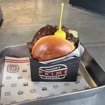 TANNER’S PRIME BURGERS - Updated November 2024 - 383 Photos & 301 ...