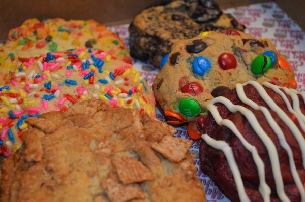 MO COOKIES - Updated June 2025 - 35 Photos & 34 Reviews - 1705 W ...