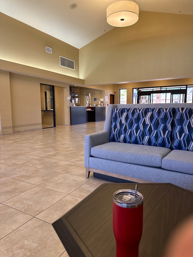 HOLIDAY INN EXPRESS GUEST HOUSE - Updated June 2025 - 41 Photos & 24 ...