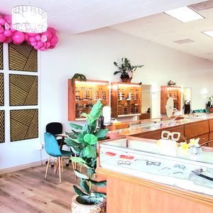 PASADENA OPTOMETRY CENTER - Updated September 2025 - 33 Photos & 113 ...