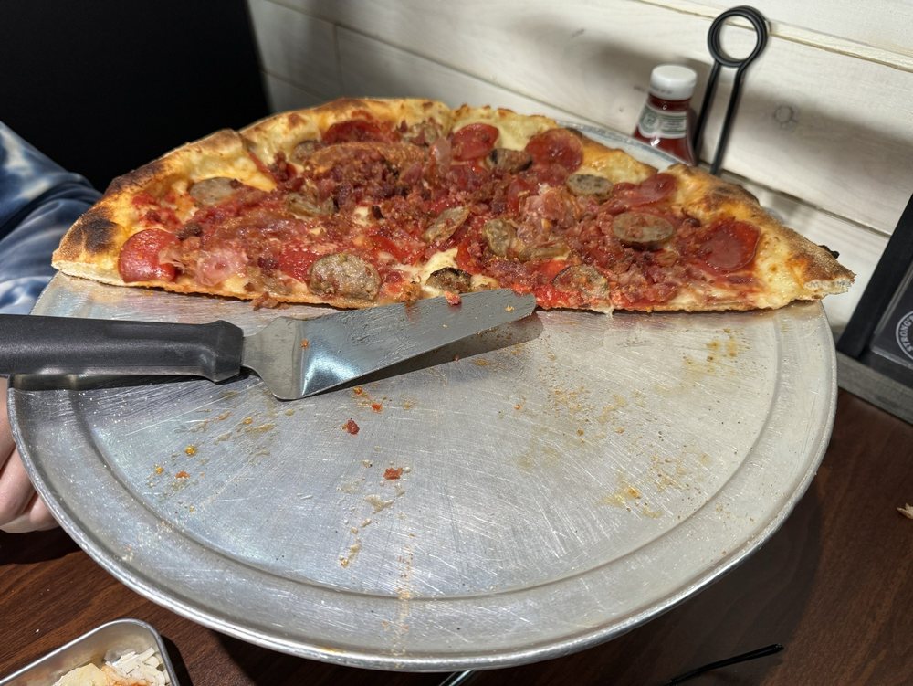 STRONG’S BRICK OVEN PIZZERIA - Updated July 2025 - 37 Photos & 29 ...