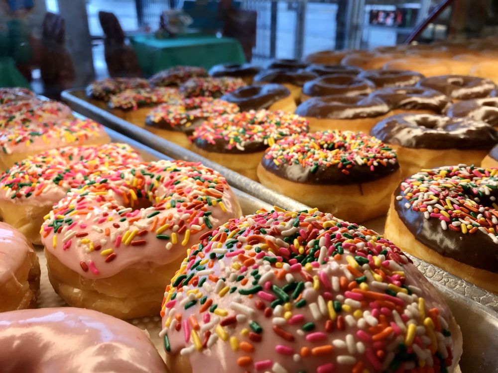 HAPPY DONUTS - 99 Photos & 44 Reviews - 10807 MacArthur Blvd, Oakland ...