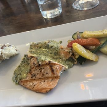 ESSENCE KITCHEN + BAR - Updated August 2025 - 182 Photos & 333 Reviews ...