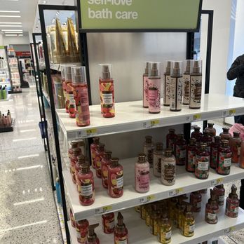 TARGET - Updated December 2025 - 268 Photos & 217 Reviews - 1 S State ...