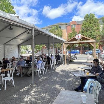 FITZGERALD’S - Updated October 2024 - 161 Photos & 147 Reviews - 6615 ...