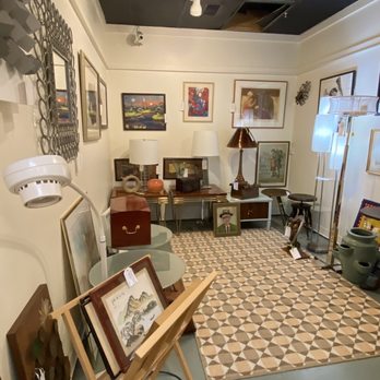 CAMBRIDGE ANTIQUE MARKET with photos - Updated August 2024 - 66 Photos ...