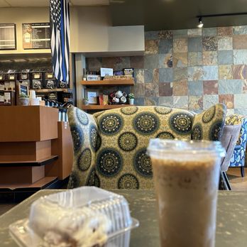 TEMECULA GRIND COFFEE HOUSE - Updated August 2024 - 111 Photos & 206 ...