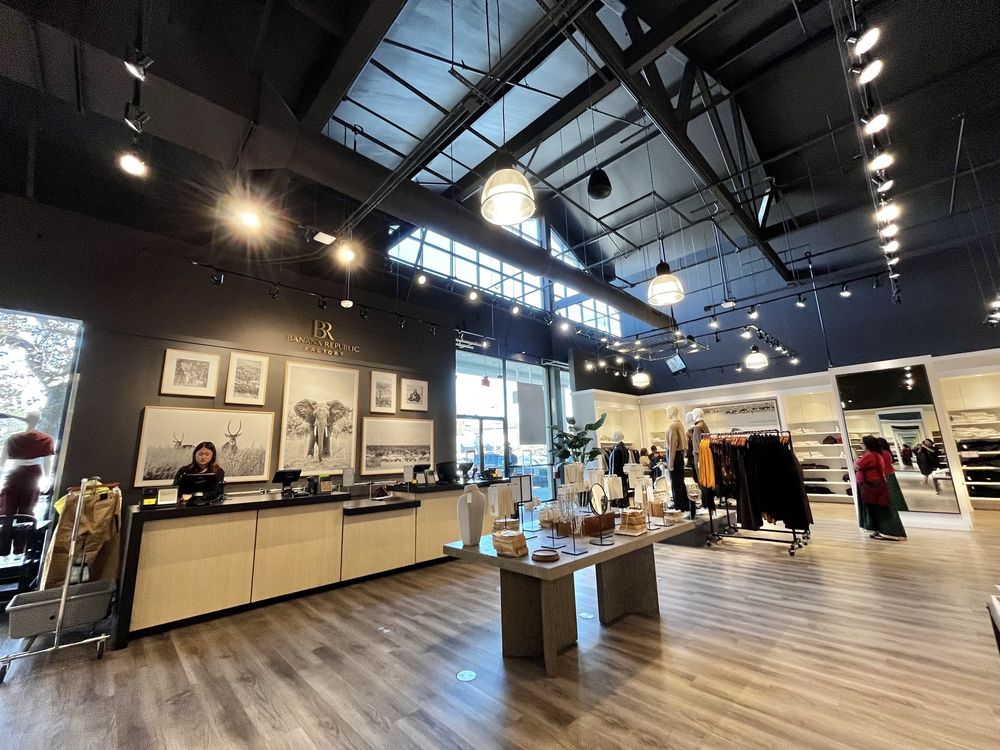 BANANA REPUBLIC FACTORY STORE - Updated November 2025 - 18 Reviews ...