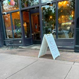 EDIBLES RESTAURANT & BAR - Updated December 2025 - 283 Photos & 375 ...