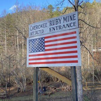 CHEROKEE RUBY & SAPPHIRE MINE - Updated October 2025 - 18 Photos & 10 ...