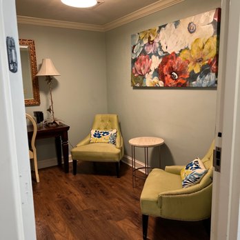 OLD CAPITOL INN - Updated January 2026 - 117 Photos & 51 Reviews - 226 ...