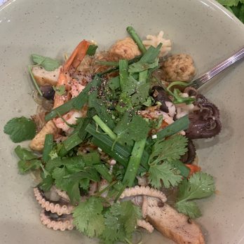 MÌ BY NIGHT - Updated February 2025 - 44 Photos & 16 Reviews - 12148 ...