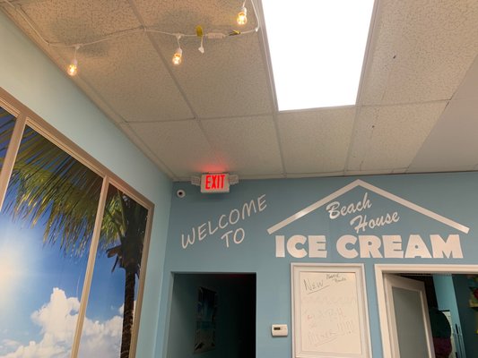 BEACH HOUSE ICE CREAM - Updated November 2024 - 19 Photos & 18 Reviews ...
