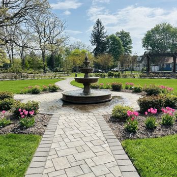 GEIGER PARK - Updated October 2025 - 56 Photos - Grand Blvd, Deer Park ...