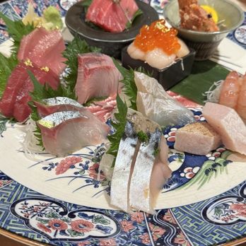 TOZEN SUSHI BAR - Updated December 2025 - 283 Photos & 70 Reviews - 967 ...