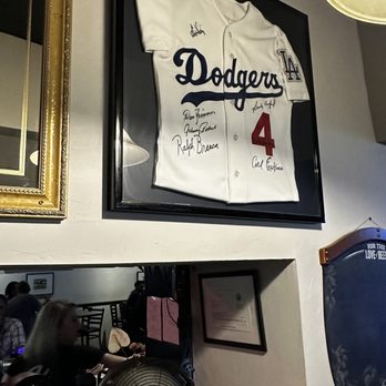 HARRY’S SPORTS BAR & GRILL - Updated October 2024 - 47 Photos & 109 ...