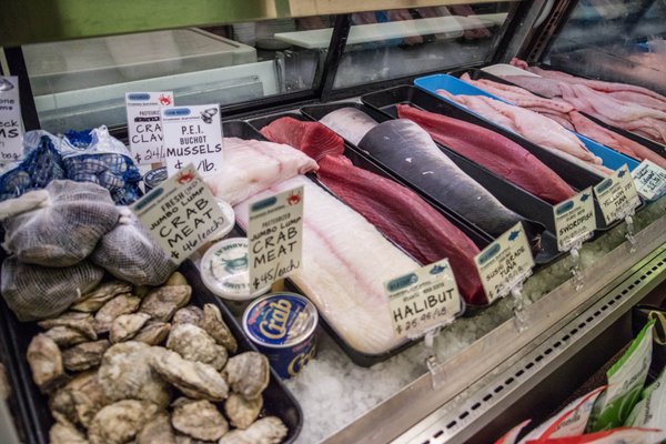 BIG FISH SEAFOOD MARKET - Updated April 2026 - 54 Photos & 45 Reviews ...