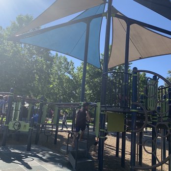 LEMON PARK SPRAY POOL - Updated December 2025 - 99 Photos & 34 Reviews ...