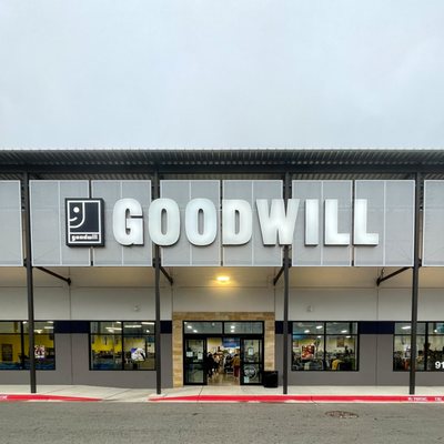 GOODWILL CENTRAL TEXAS - WOLF CROSSING - Updated October 2025 - 18 ...
