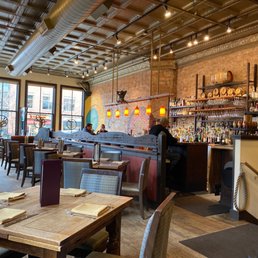 SALT - Updated July 2025 - 409 Photos & 872 Reviews - 1047 Pearl St ...