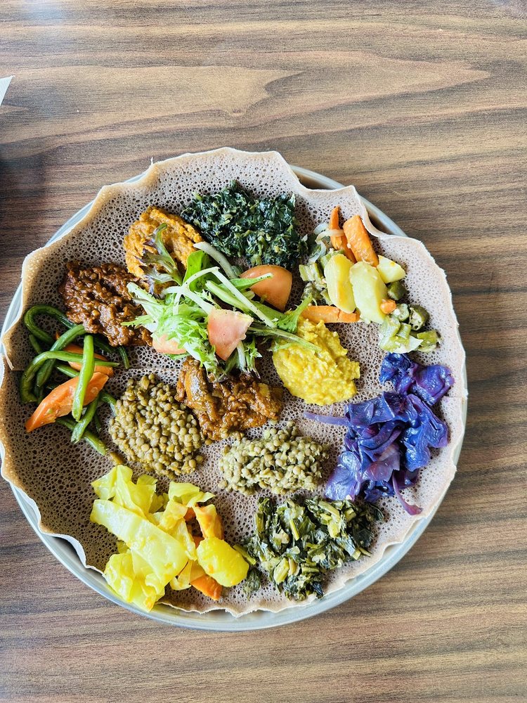 AXUM ETHIOPIAN RESTAURANT CHICAGO - 46 Photos & 34 Reviews - 5844 N ...