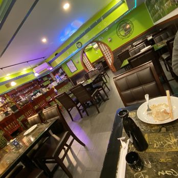 YOUNG CHOW ASIAN - Updated December 2025 - 132 Photos & 251 Reviews ...