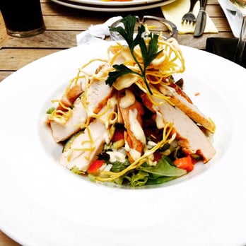 THE YELLOW HOUSE - Updated October 2025 - 15 Photos & 16 Reviews ...