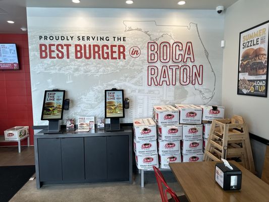 MOOYAH BURGERS, FRIES & SHAKES - Updated August 2025 - 127 Photos & 68 ...
