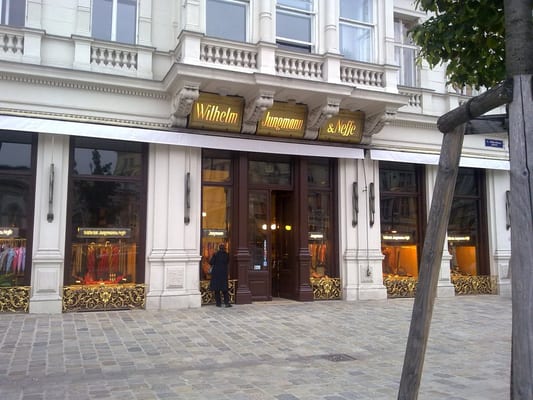 JUNGMANN WILHELM & NEFFE - Updated October 2025 - Albertinaplatz 3 ...