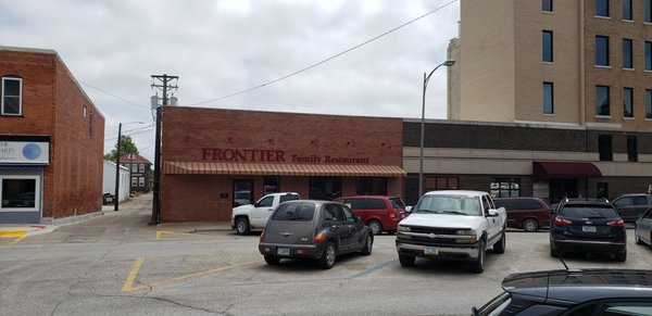 FRONTIER FAMILY RESTAURANT - Updated December 2025 - 20 Reviews - 112 N ...