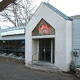 SELLA’S CALZONE & PIZZA - Updated September 2025 - 78 Photos & 151 ...