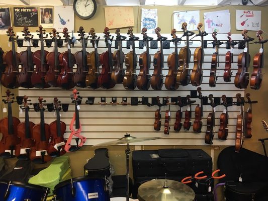 DALE’S GUITAR - Updated November 2025 - 24 Reviews - 2253 Geer Rd ...